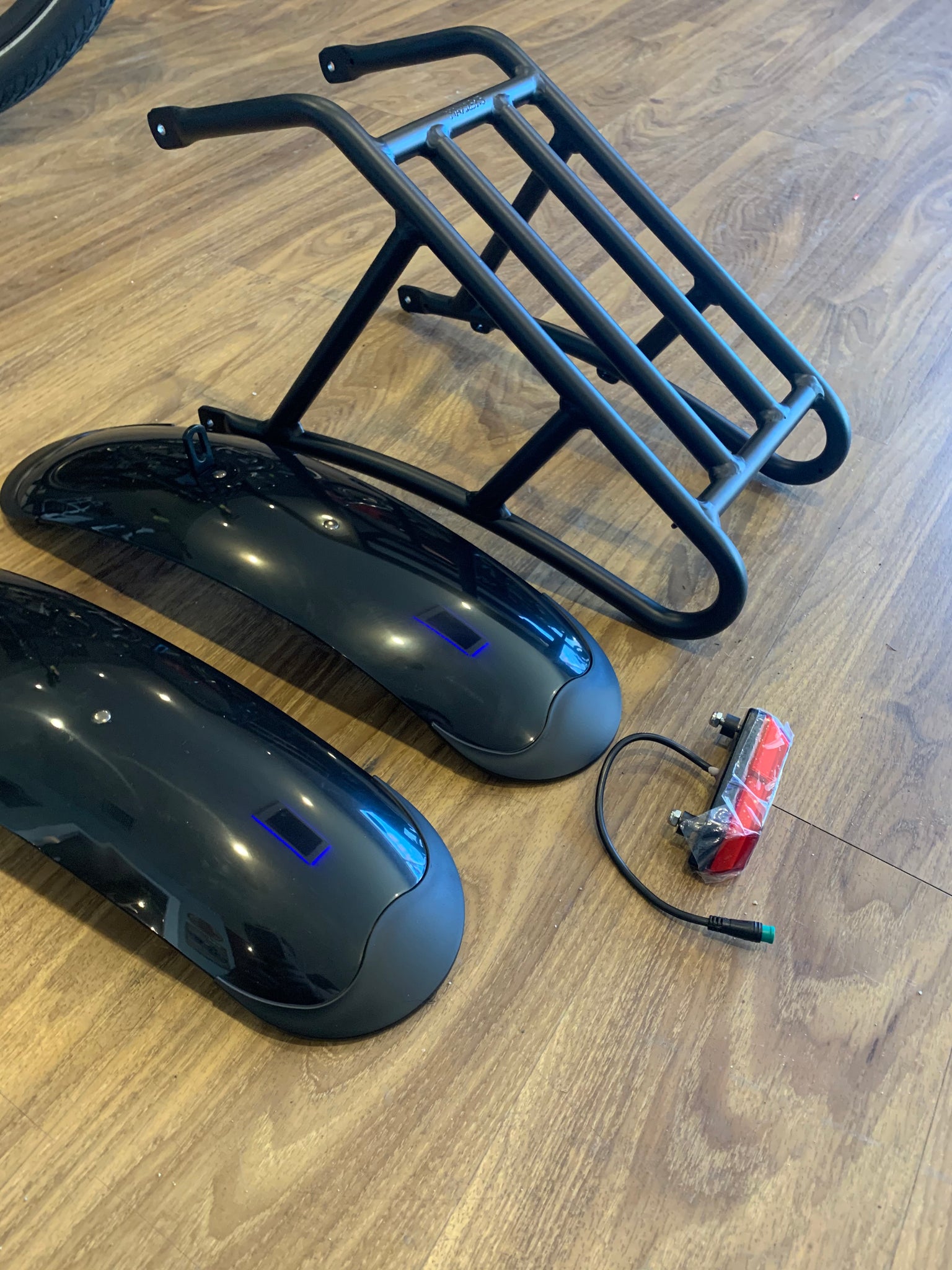 Kahuna Fender/Rack/Light Kit – Krafty Bikes